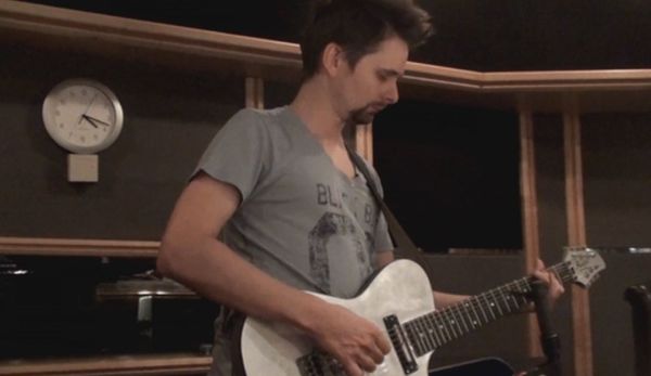 Manson Alloy7 String – MuseWiki: Supermassive wiki for the band Muse