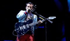 Manson Mirror – MuseWiki: Supermassive wiki for the band Muse